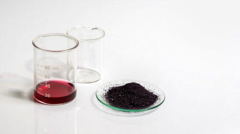 Hypermangán – silné oxidačné činidlo s mnohými využitiami - Vmagazin.sk